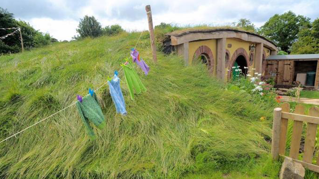 You Can Now Stay In A Lord of the Rings Inspired Shire House In ...