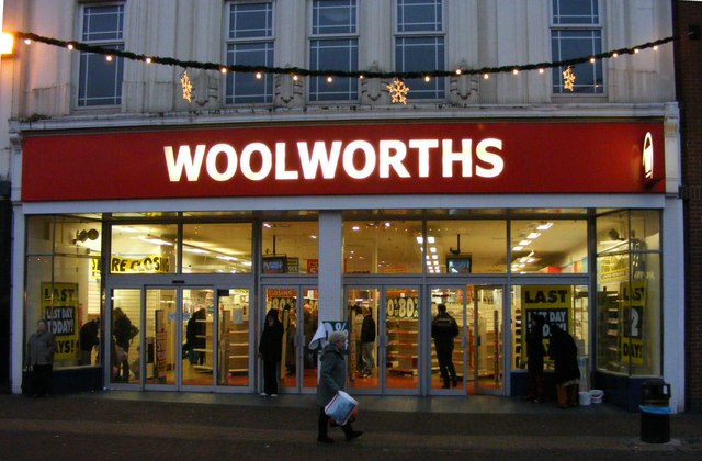 Woolworths' Pic N Mix Is Back This Christmas - The Yorkshireman