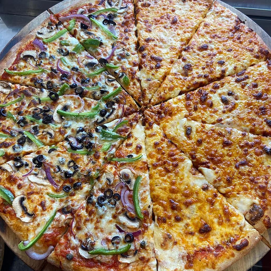 This Takeaway Serves Yorkshire's Biggest Pizza & The Slices Are Bigger ...