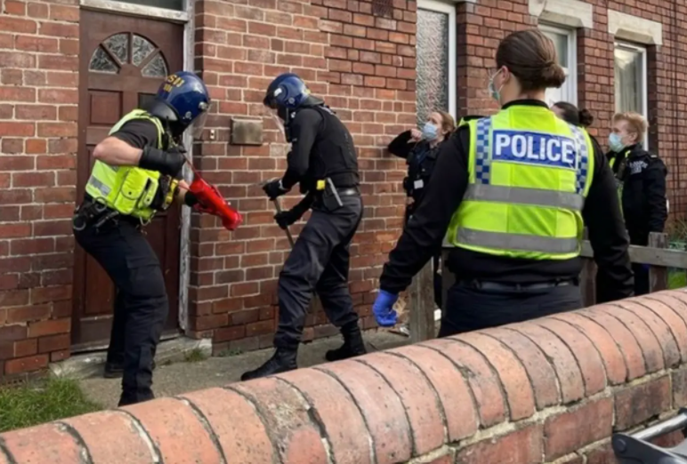 Yorkshire Slang Words & Sayings: The Ultimate Guide To Dialect