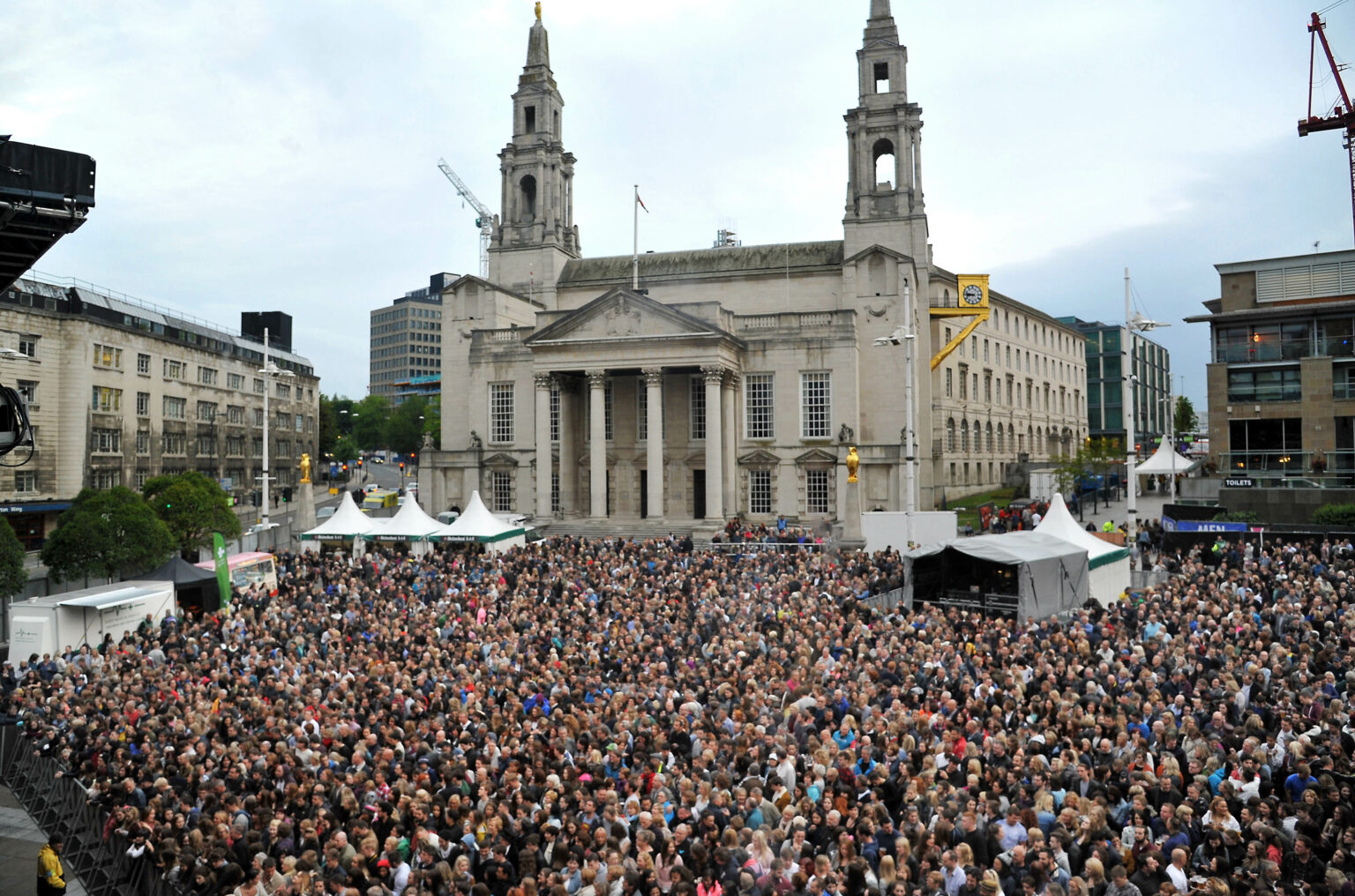 Birch Hall Inn: This Is Yorkshire's Smallest Pub - The Yorkshireman