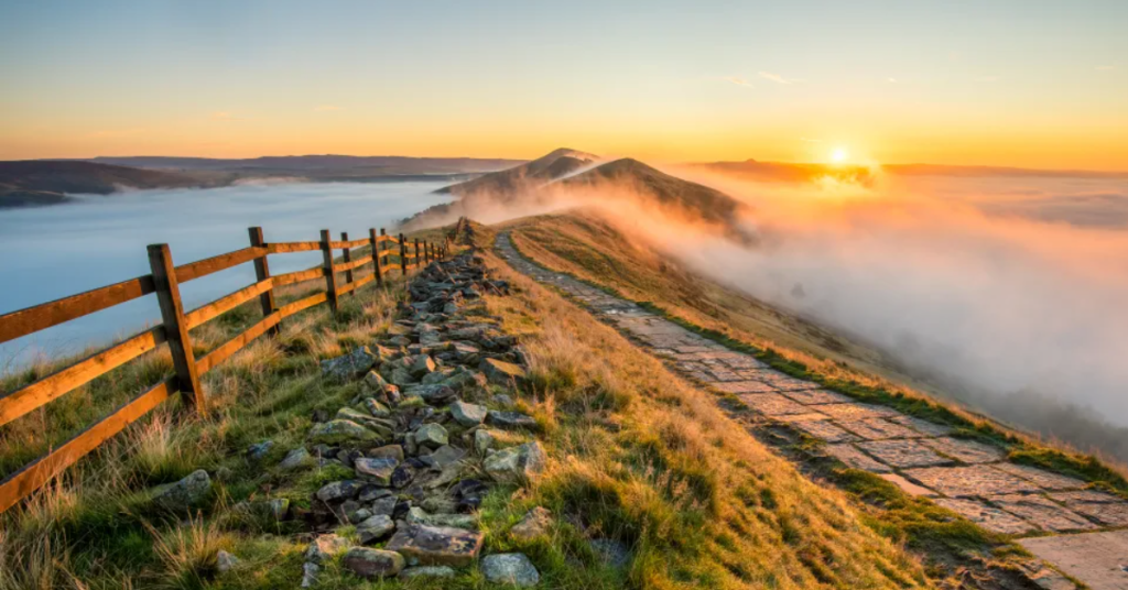 10 Of The Most Stunning Peak District Views - The Yorkshireman
