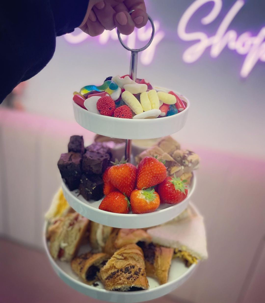 Club Candy Hull: The Apprentice 2023 Insta-Cafe