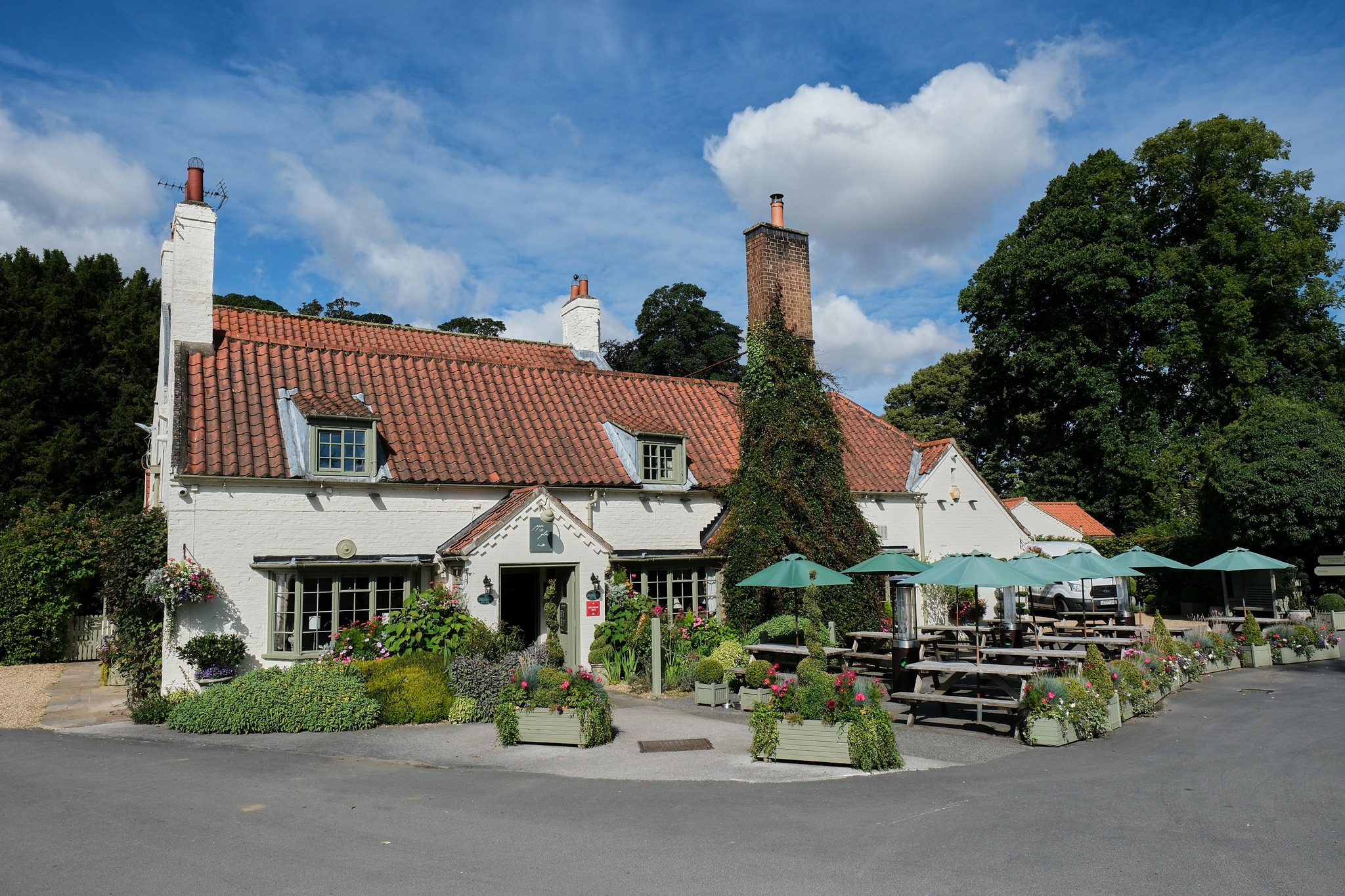 11 Pretty Country Pubs To Visit In Yorkshire