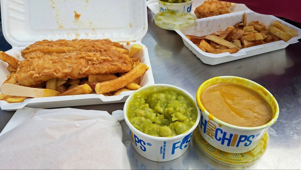 4 Of The Best Fish & Chips In Saltburn You Need To Try - The Yorkshireman