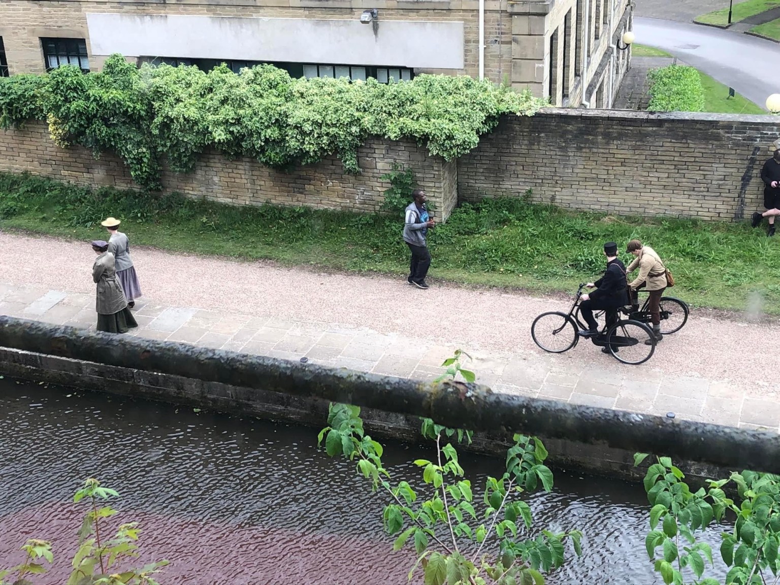 Ralph Fiennes & Jim Broadbent Spotted Filming In Yorkshire Village ...