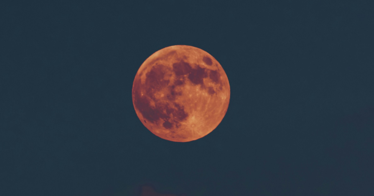 Exact Time Rare 'Blood Moon' Lunar Eclipse To Occur In UK - The ...
