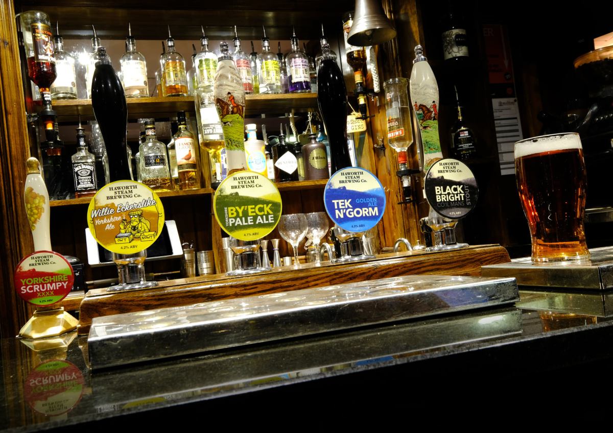 Discover 7 of the Best Pubs to Visit in Haworth Village