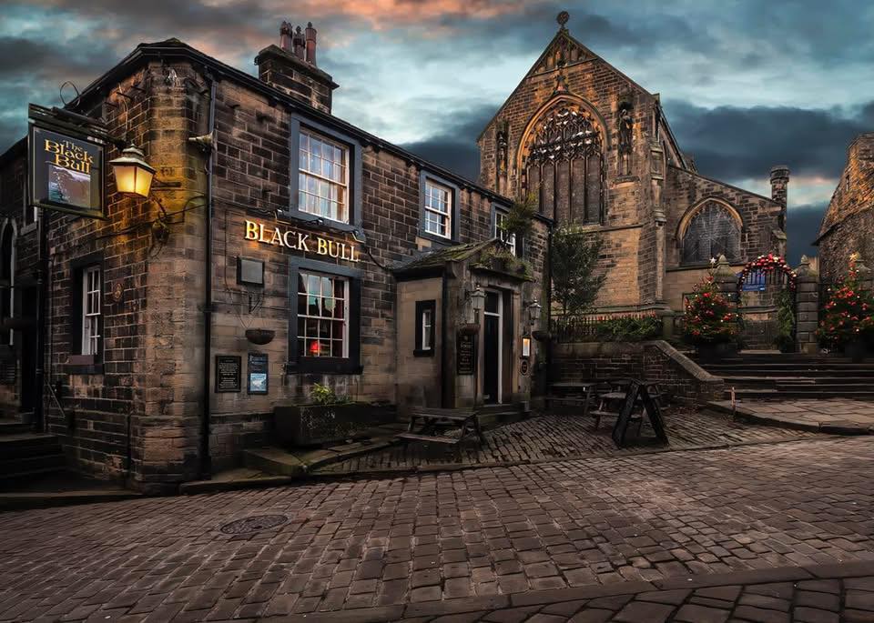 Discover 7 of the Best Pubs to Visit in Haworth Village